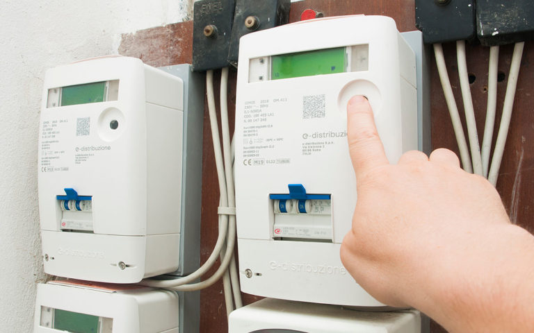 Impianto elettrico: caratteristiche e normative - 100 idee per Ristrutturare